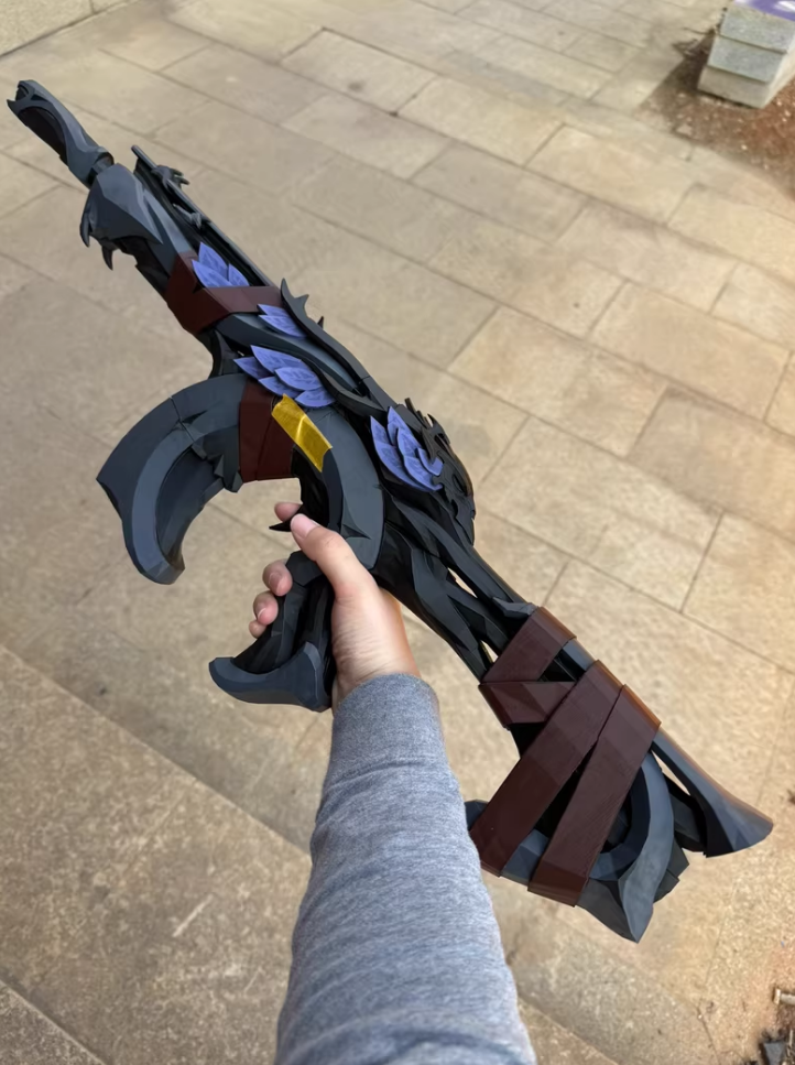 ⭐LIFE-SIZED VALORANT SKINS⭐ – The Night Market